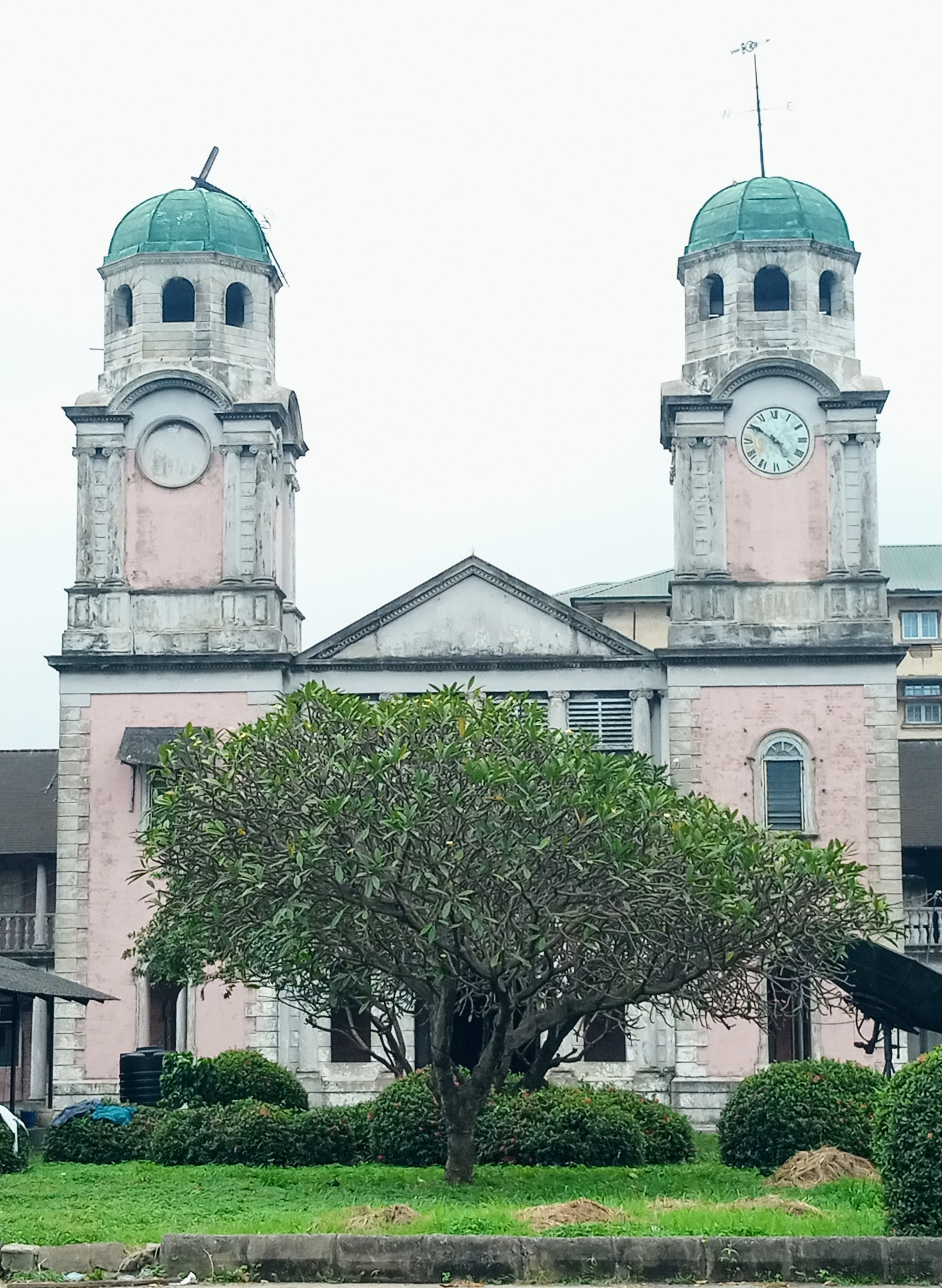 The Old Secretariat Building, Lagos – Musing on Architecture